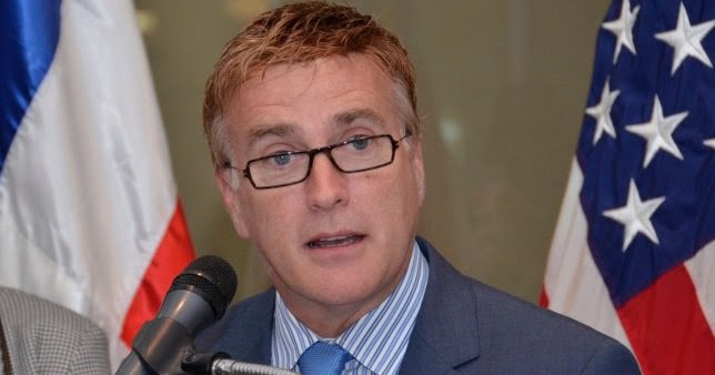 James Brewster acusa a la Policía Nacional de violar derechos de ...