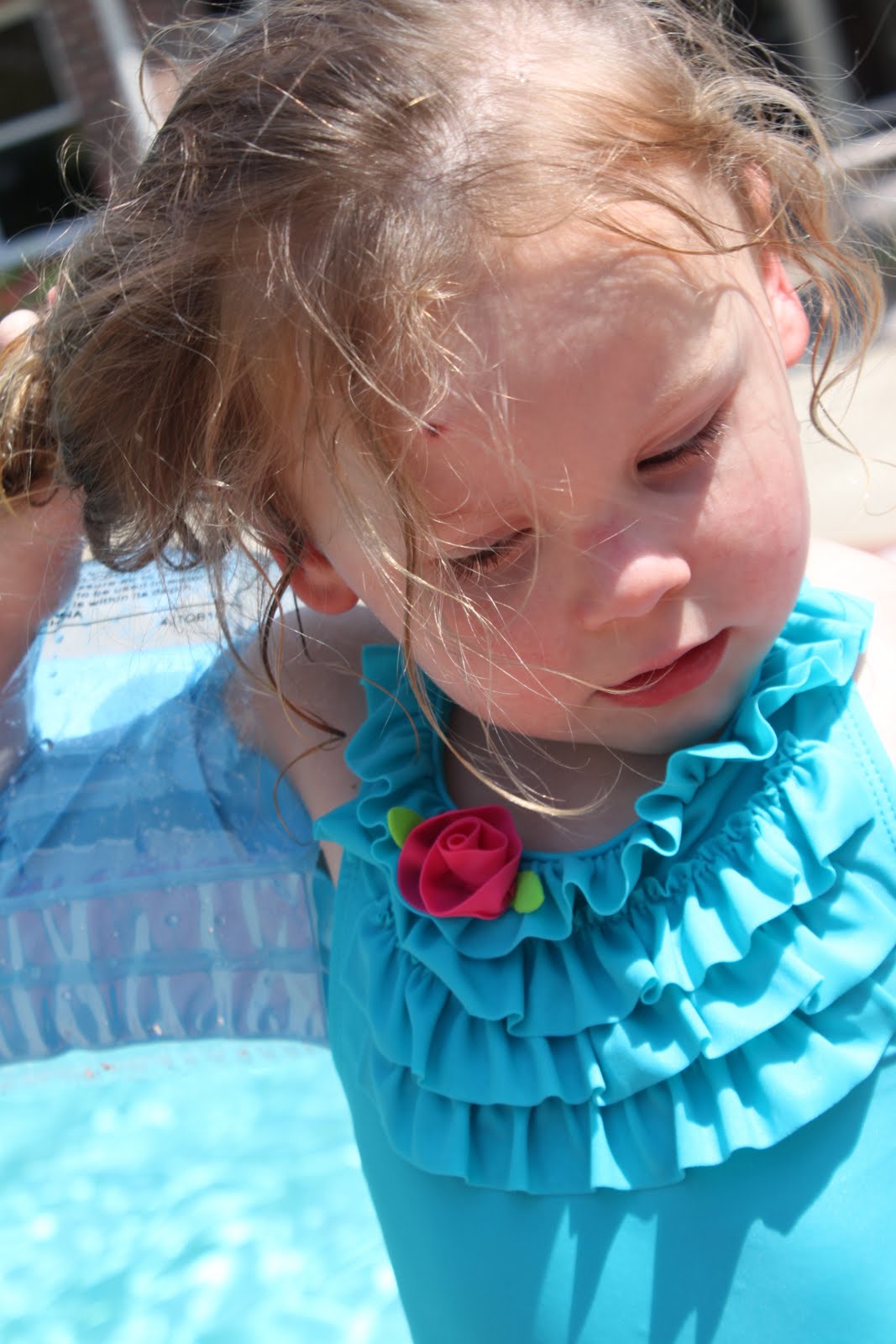 Mojoy: Swimming in April!