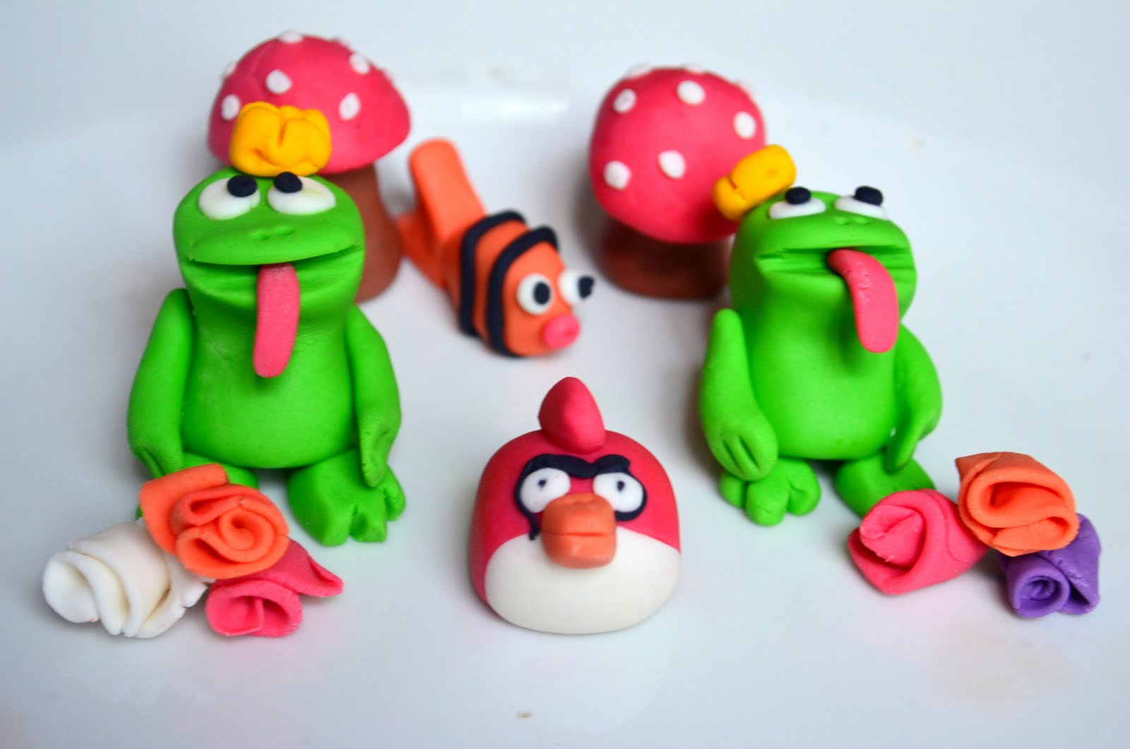 Vanilla Pastry: Fondant Cartoon Characters