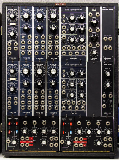 MATRIXSYNTH: Vintage 1968-1980s Moog Modular Synthesizer - 4 Suit Case ...