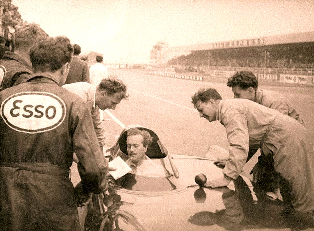 Welcome to RolexMagazine.com: Colin Chapman: Founder Of Lotus Cars