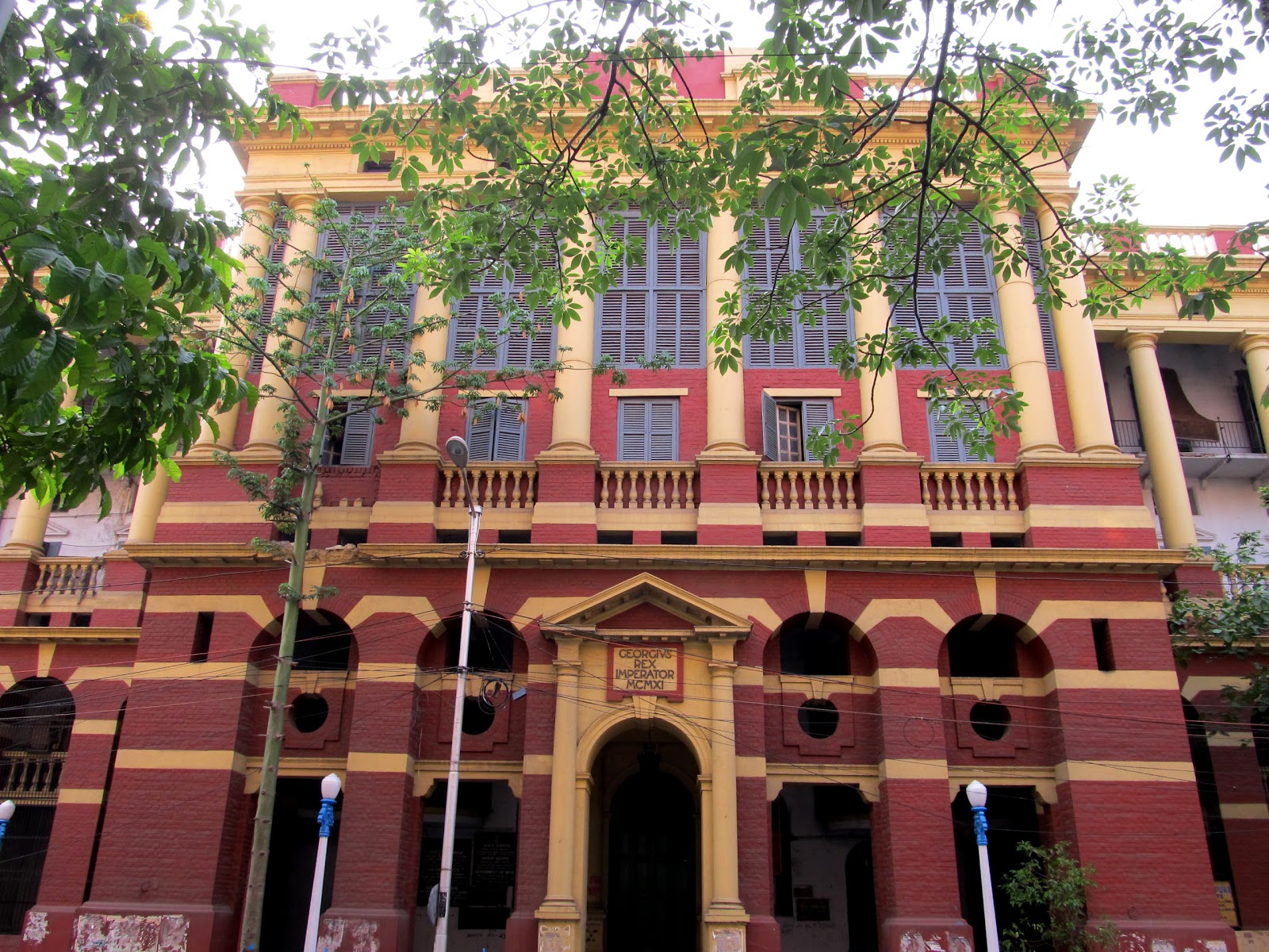 Commercial Library Building of Kolkata - Pen2Print Services