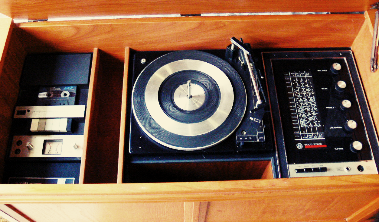 Vídeo de como Funcionam os Toca Discos de Polia até anos 1980 Mecanismo ...