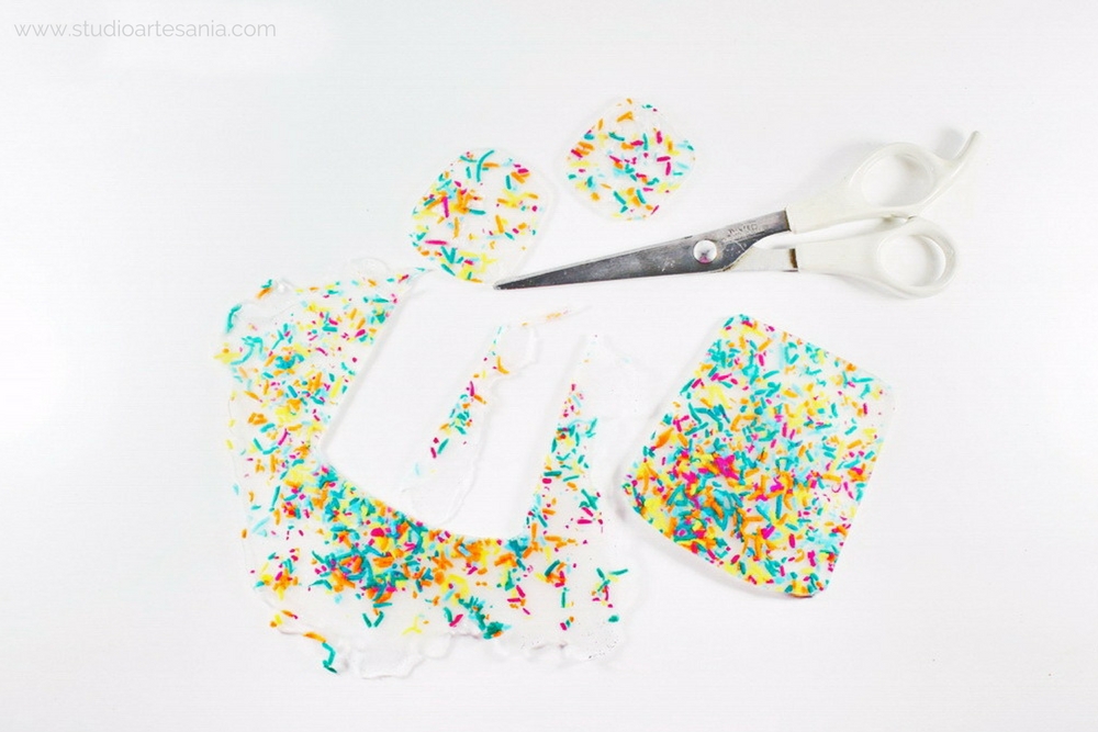 DIY Translucent and colorful polymer clay jewelry - STUDIO ARTESANIA