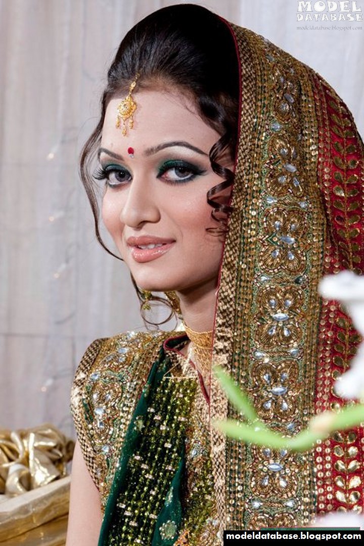 bangladeshi ramp model nazira ahmed mou:3