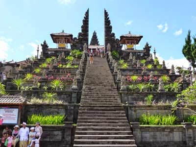 Bali Free Information: Candi Bentar Balinese Welcoming Gate