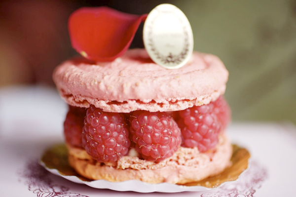 Kate and Chelsie: Ladurée Cookshop Masterclass, London