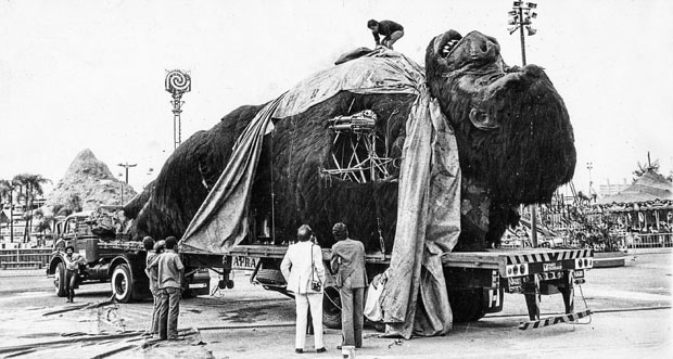 3B Theater: Micro-Brewed Reviews: Favorites :: Behind the Scenes ...