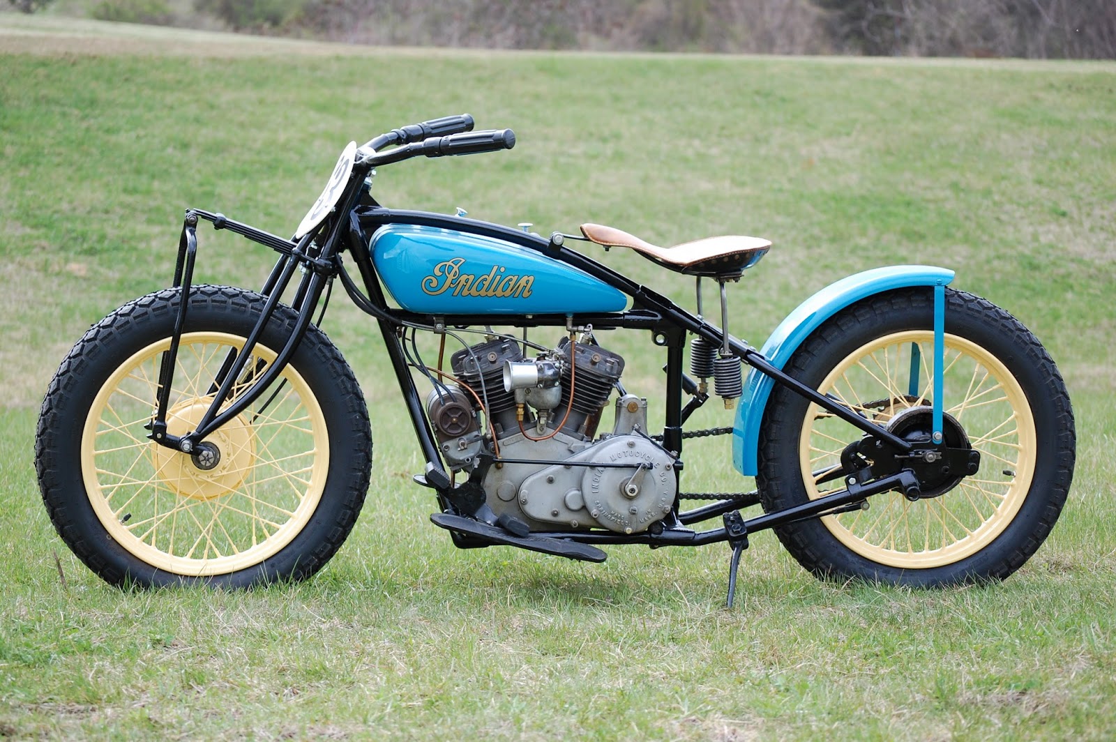 MALA VIDA CUSTOM GARAGE: 1930 Indian 101 Scout