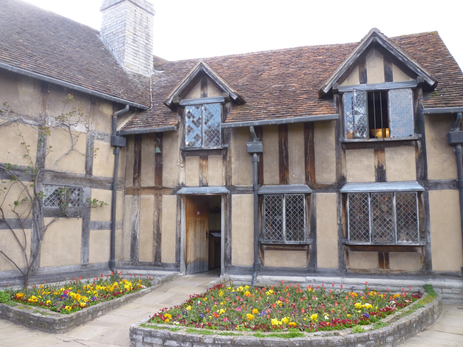PaulaShoefiend: Stratford Upon Avon - Home of Shakespeare