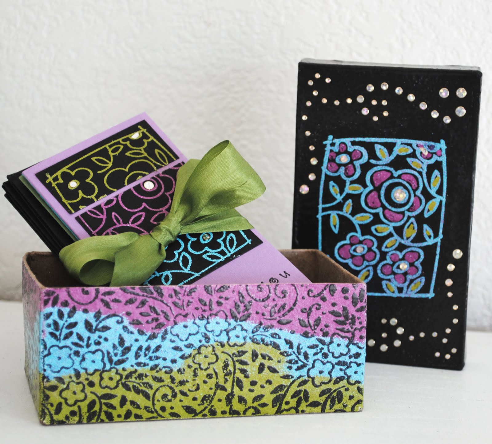 The Pampered Stamper: Painting with Powder Nifty Gifty