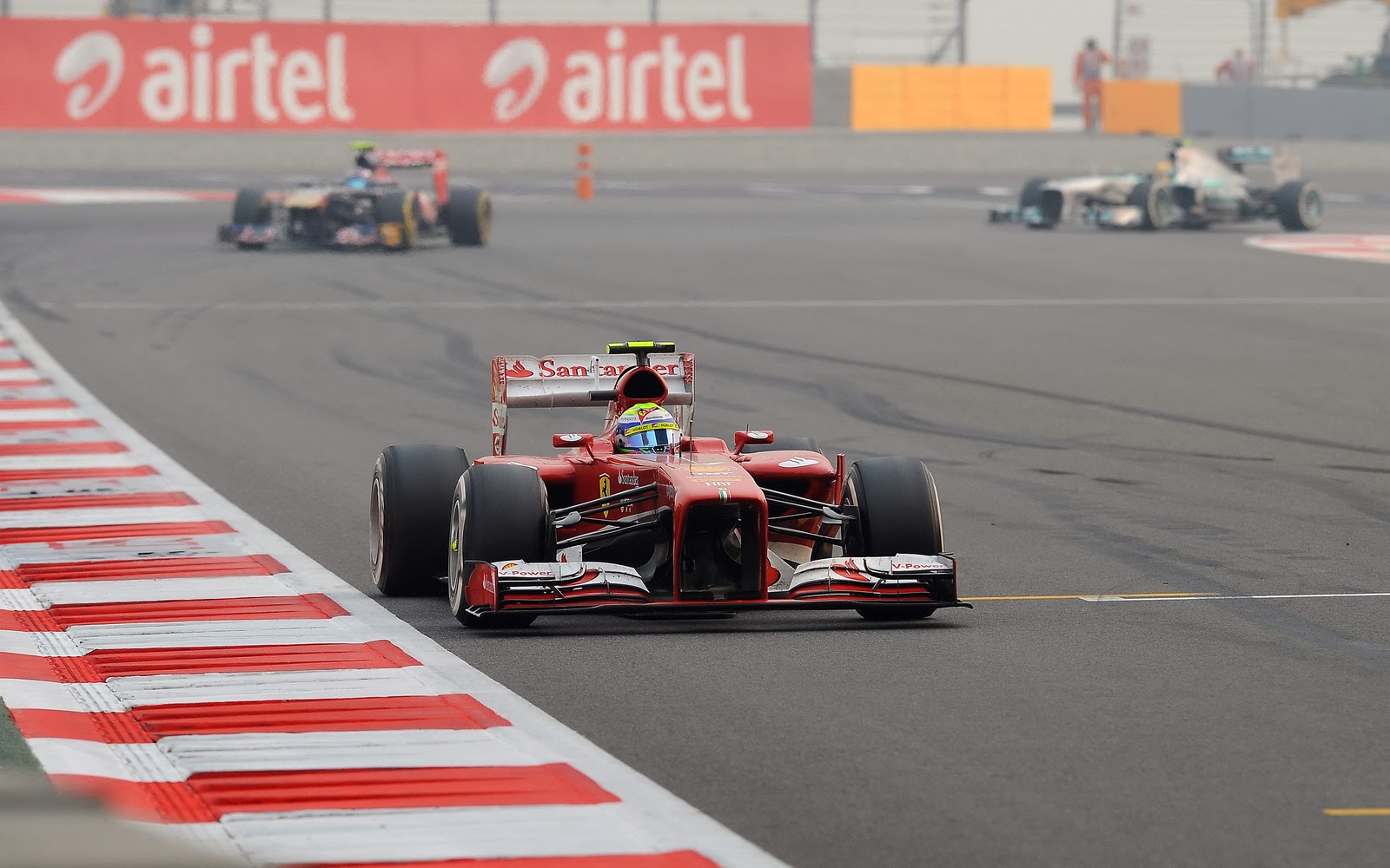 2013 INDIAN GP: RACE IN HIGH RESOLUTION IMAGES - FORMULA 1
