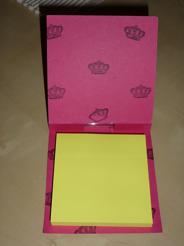 Crafty ThINKer: A perfect Christmas Gift: Another Post-it Gift!