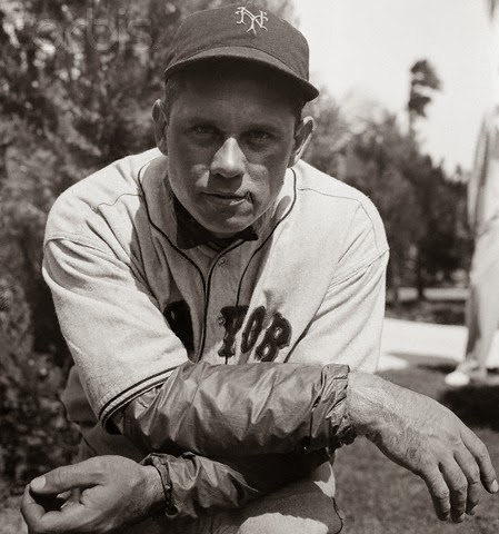 New York Giants Hall Of Famer & The Last NL Player To Hit .400: Bill ...