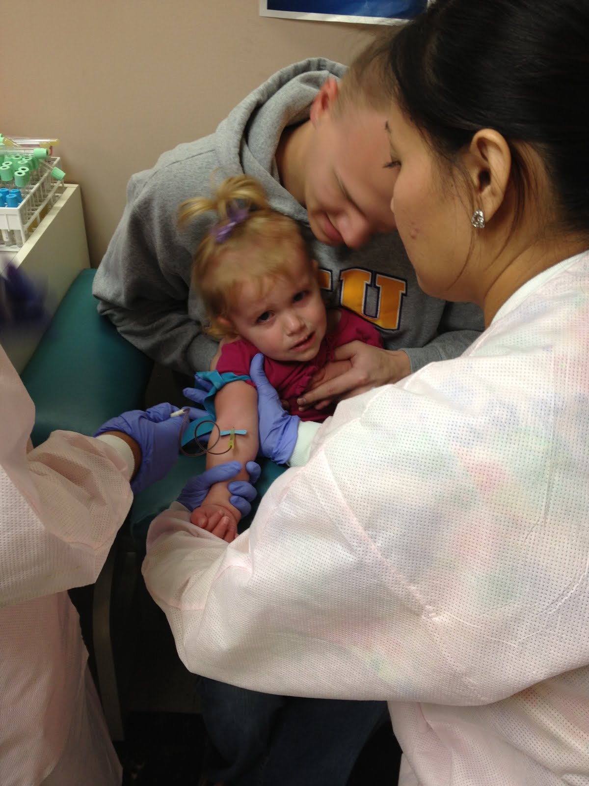 Barnes Daily Circus: Avery's (very belated) 18 Month Check Up