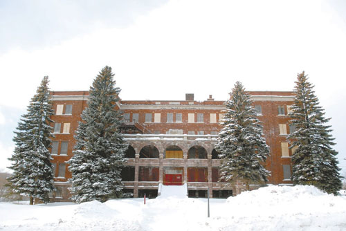 Luke's Ponderings: Holy Family Orphanage - Marquette, MI