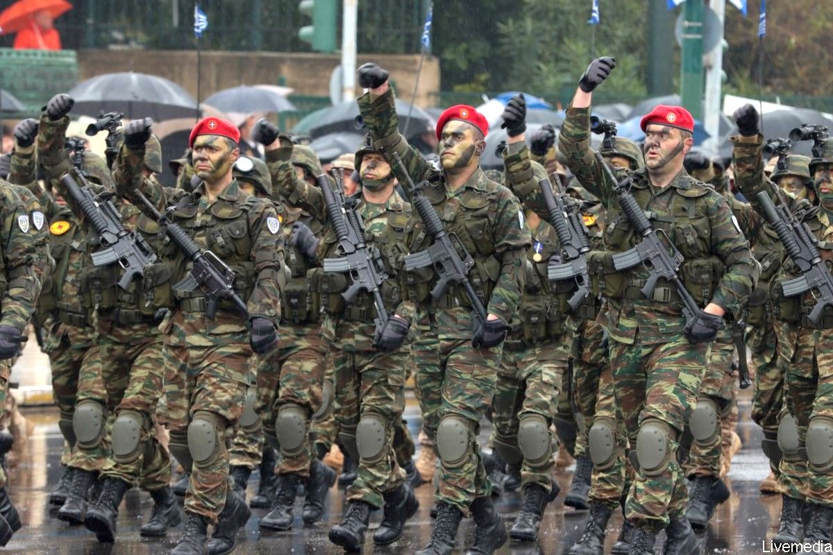 ΜΟΝΑΔΑ ΕΦΕΔΡΩΝ ΚΑΤΑΔΡΟΜΩΝ - M.E.K.: Μήπως να έβγαζε και η 71η Α/Μ ...