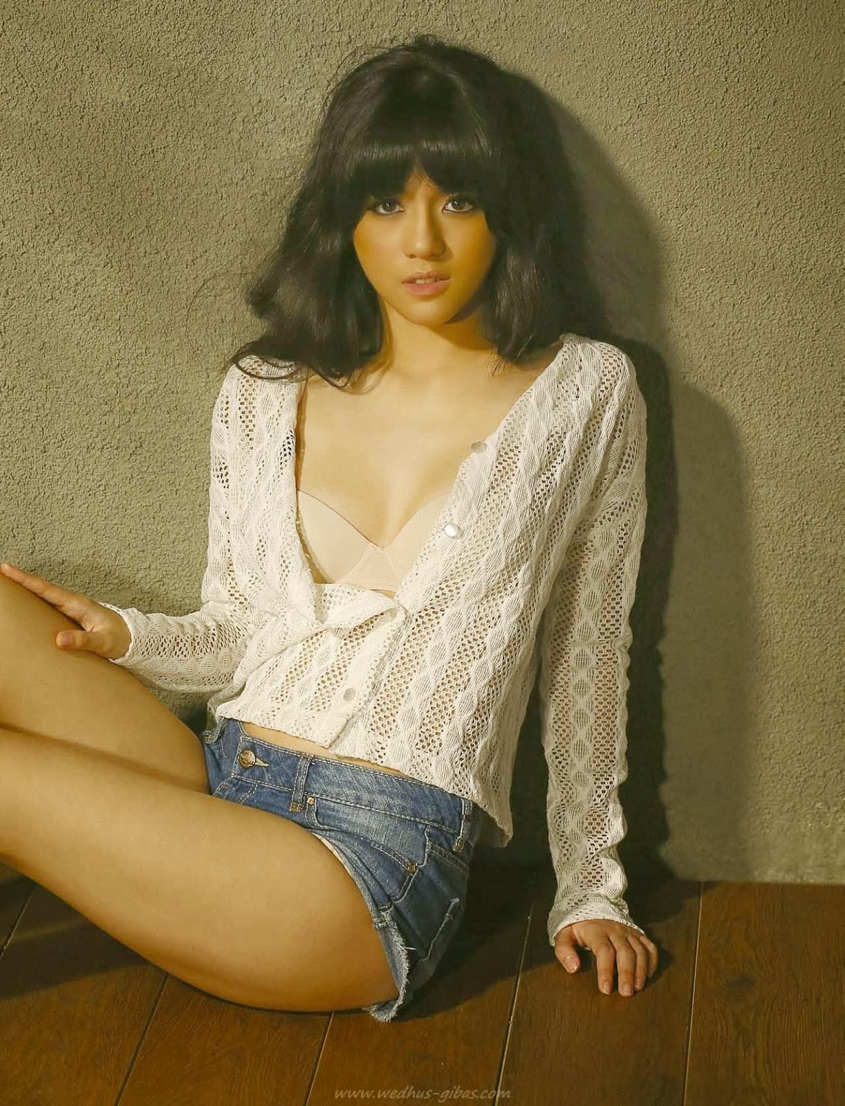 Film Bokep: Photo Hot Seksi Putri Una