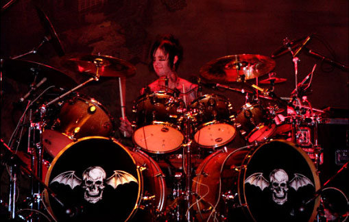 Rock o verdadeiro sentido da palavra musica!!!: The Rev - Avenged SevenFold