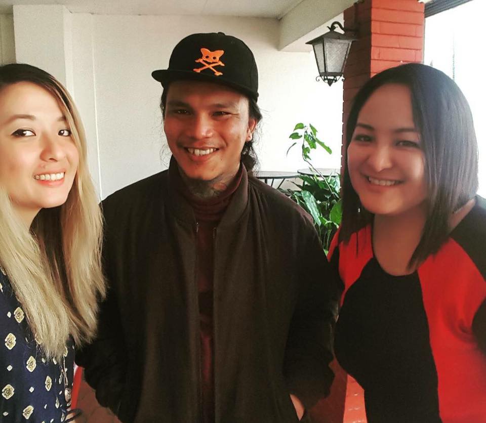 swordshines10: "hindi porke't dark ang music ko, eh, evil na!"--- aklas