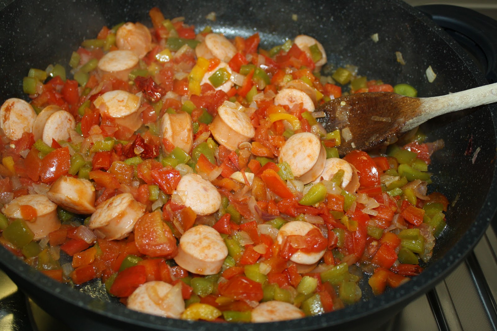 La Cuciniera Moderna: RIcetta wurstel in padella