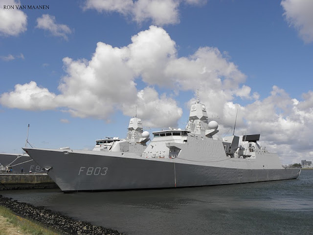 WARSHIPSRESEARCH: Dutch LCF Hr.Ms.Tromp (F 803), Den Helder ...