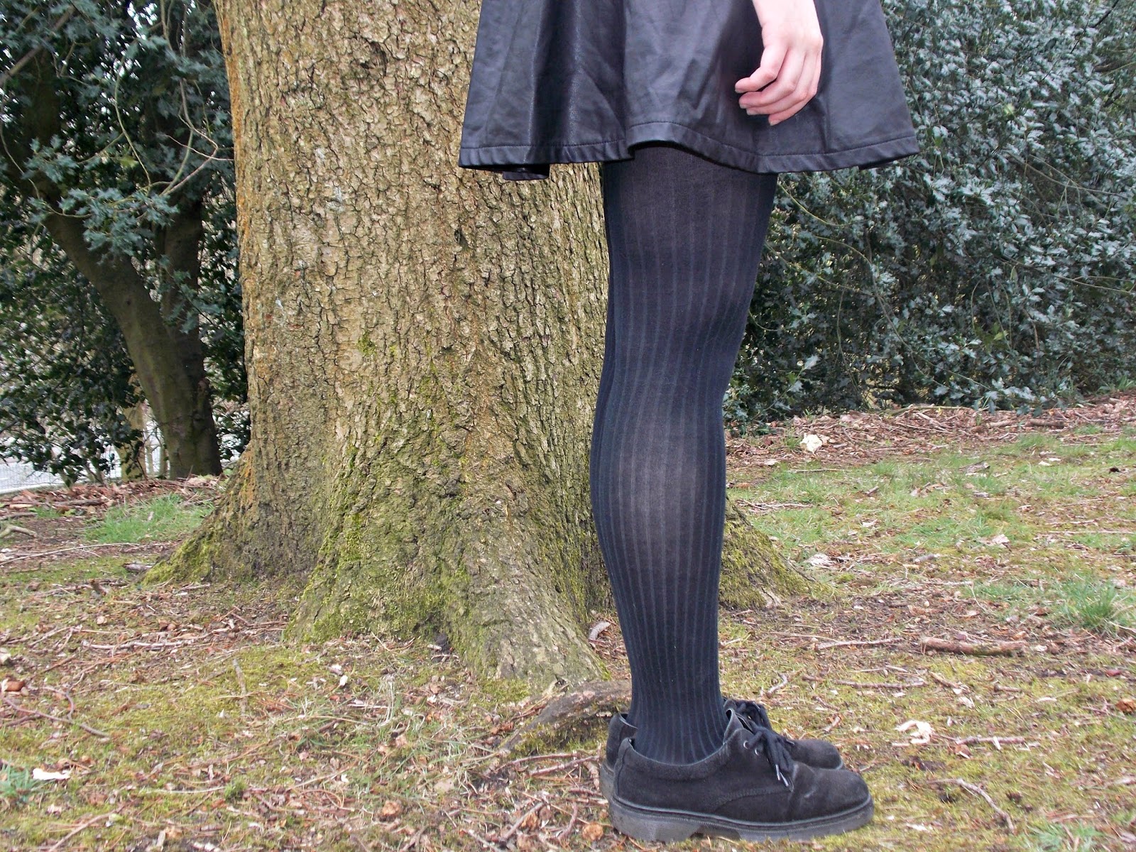 Feeling ribbed Wolford tights review - Fashionmylegs : The tights and ...