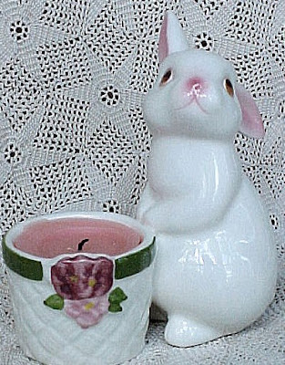 Suzy Homefaker: AVON BUNNY COLLECTION