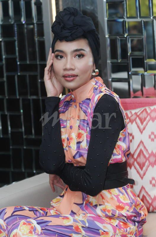 Gigitan Cinta Di Leher Yuna Akibat Digigit Labah-Labah