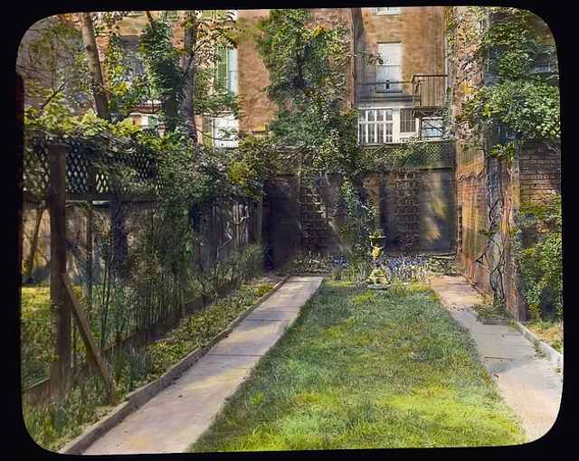 Colour Photos of NYC Gardens in the 1920s ~ vintage everyday