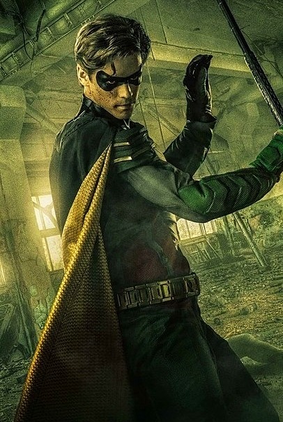 SNEAK PEEK : DC's "Titans" - More New Footage