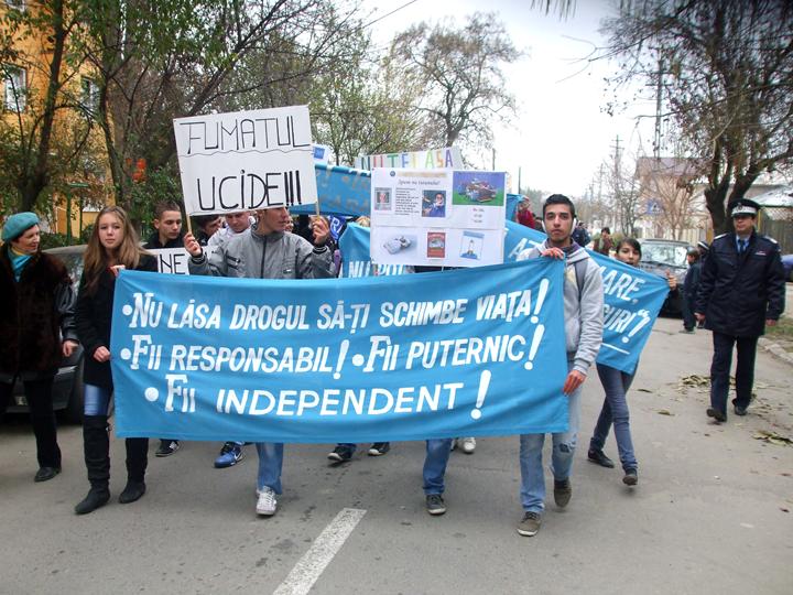 scoala din oltenita: Ziua Naţională Fără Fumat, 17 noiembrie 2011, la ...