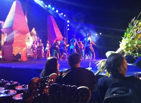 Penampilan Seni Tari Orek-Orek dan Pathol Sarang Oleh YSN Rembang Pada ...