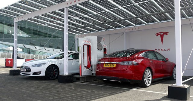 Los clientes de SolarCity producen suficiente energía en un día como ...