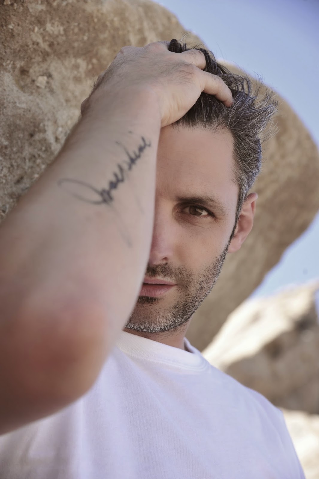 ANNe MARIe FOX PHOTOGRAPHY: JOHNNY SANTiAGO - MODeL/AcTOR/ReSTAURANTeUR ...