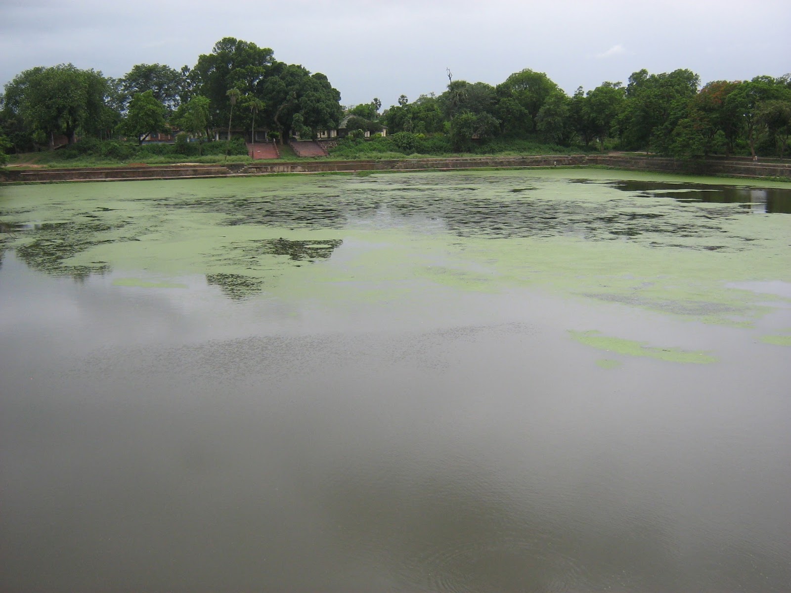 Holiday Hikers: Maner Sharif