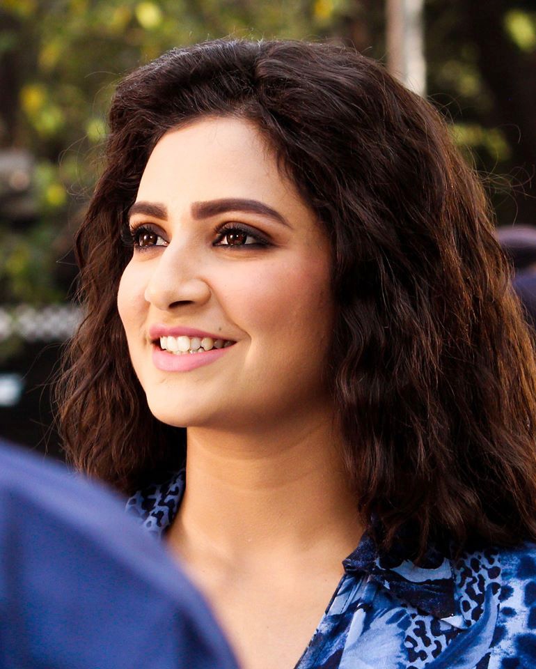 Subhasree Ganguly Latest Photo Gallery | Biodata Cave