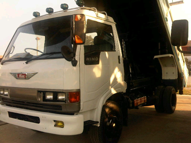 รถบรรทุกมือสอง สภาพดี โทร : 034-562530-1, 086-3306182, 081-8073355: รถดั้มพ์ 6 ล้อ HINO FC 120 ...