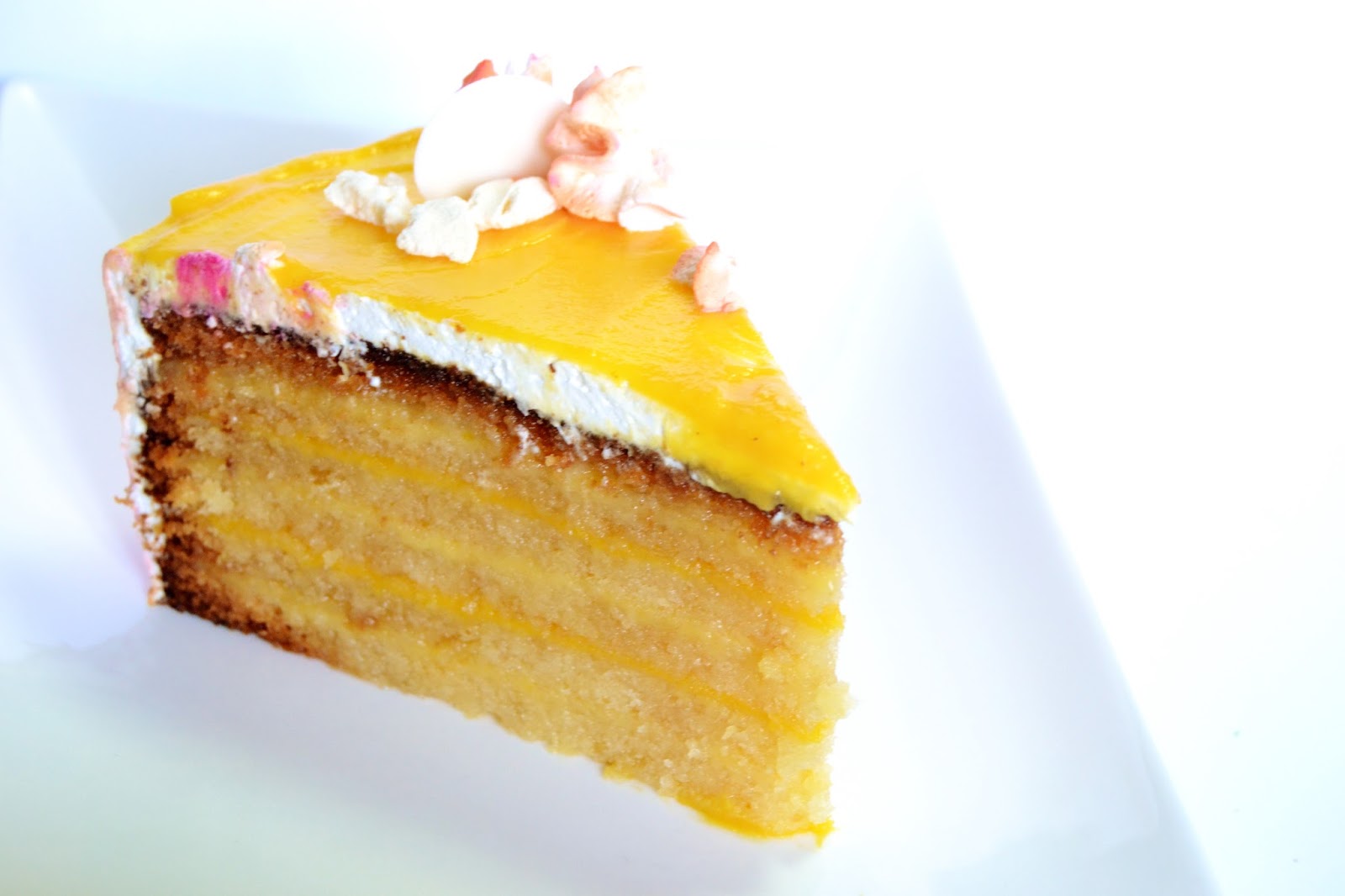 Bolo de Manga e Maracujá || Mango-Passion Fruit Cake - Sabores da Alma