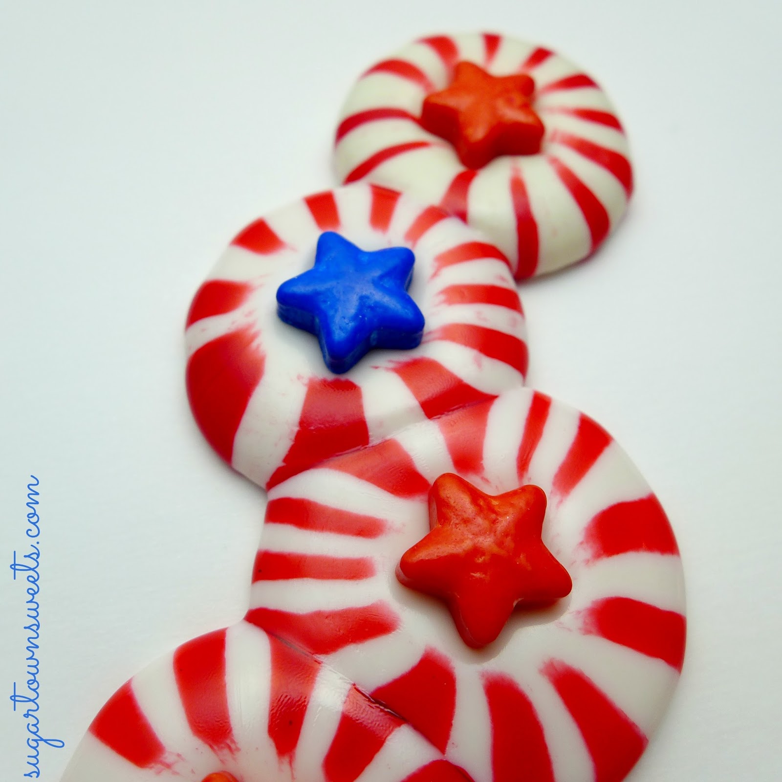 Sugartown Sweets: Fireworks Pops for the Fourth of July and a Patriotic ...