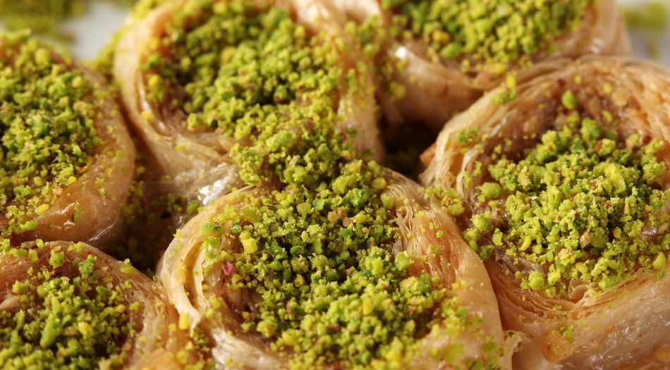 Turkish desserts: Saray Sarma