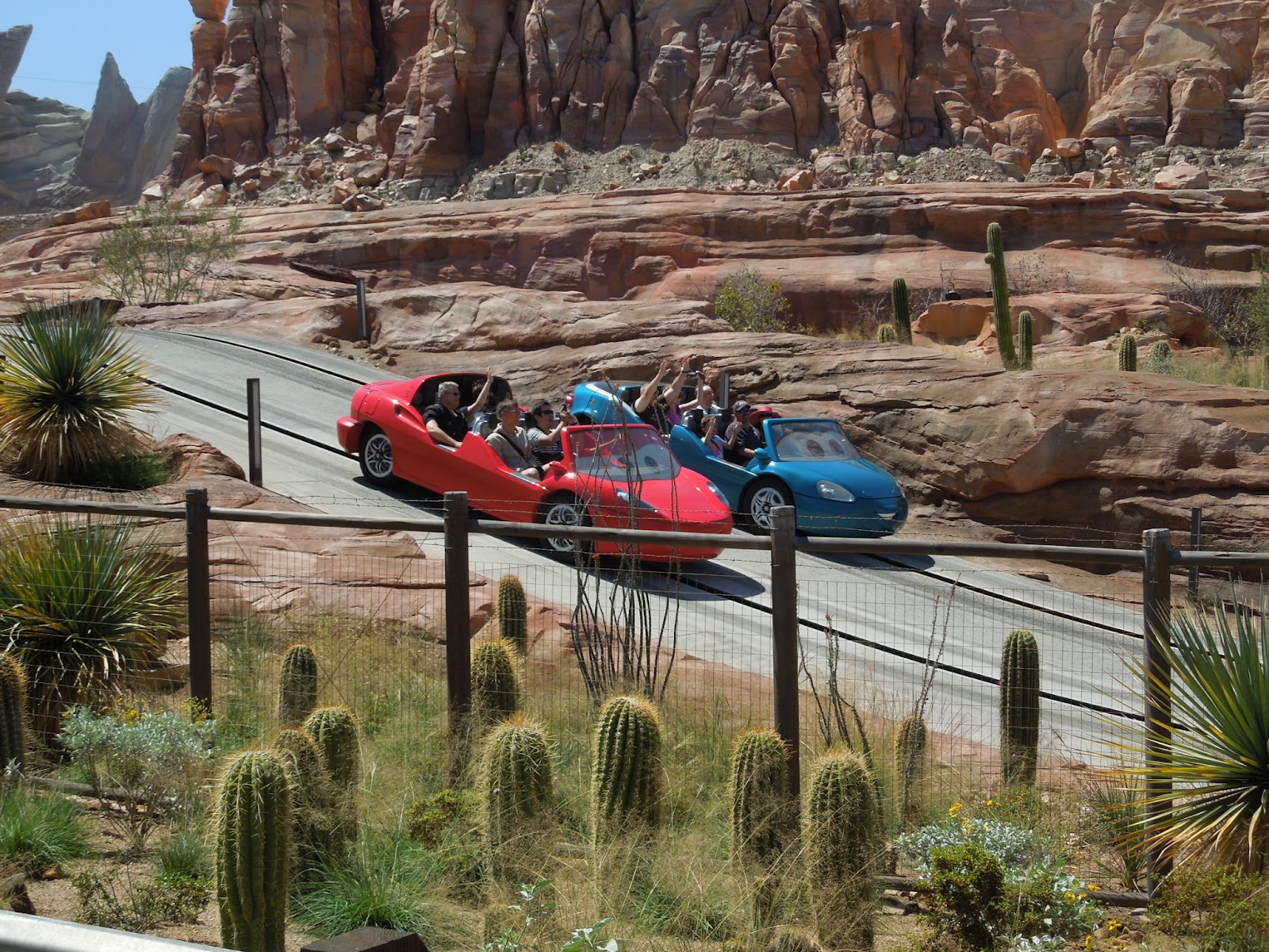 A CuterMouse View of Cars Land: Radiator Springs Racers