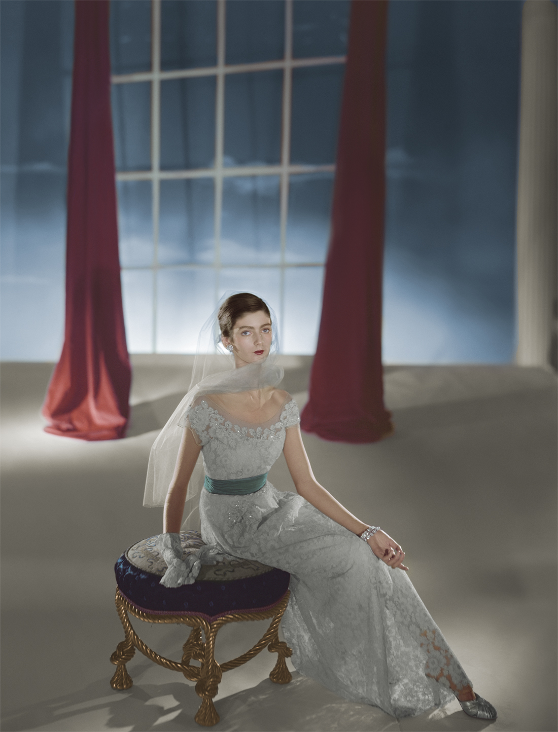 Extraordinary Fashion Photography Taken by Horst P. Horst From Between ...