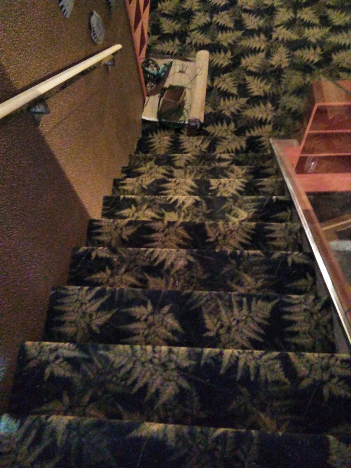 TRABAJOS EN MADERA: Escaleras Entreplantas Pergolas