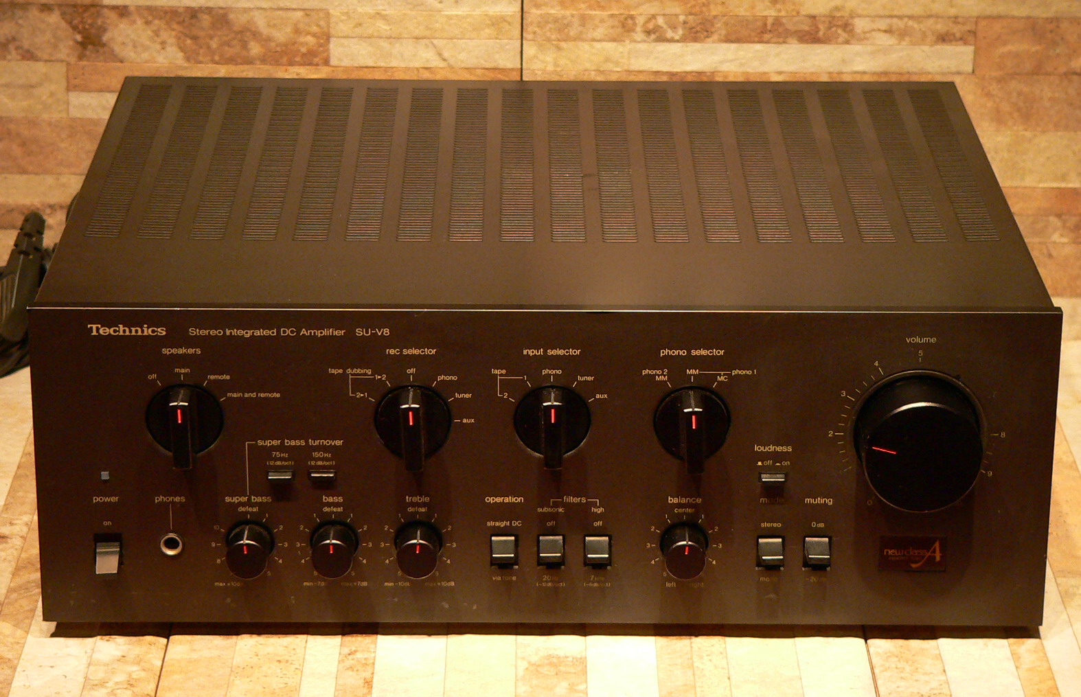 su-distribuidor audio hi-fi and hi-end: AMPLIFICADOR TECHNICS SU-V8 ...