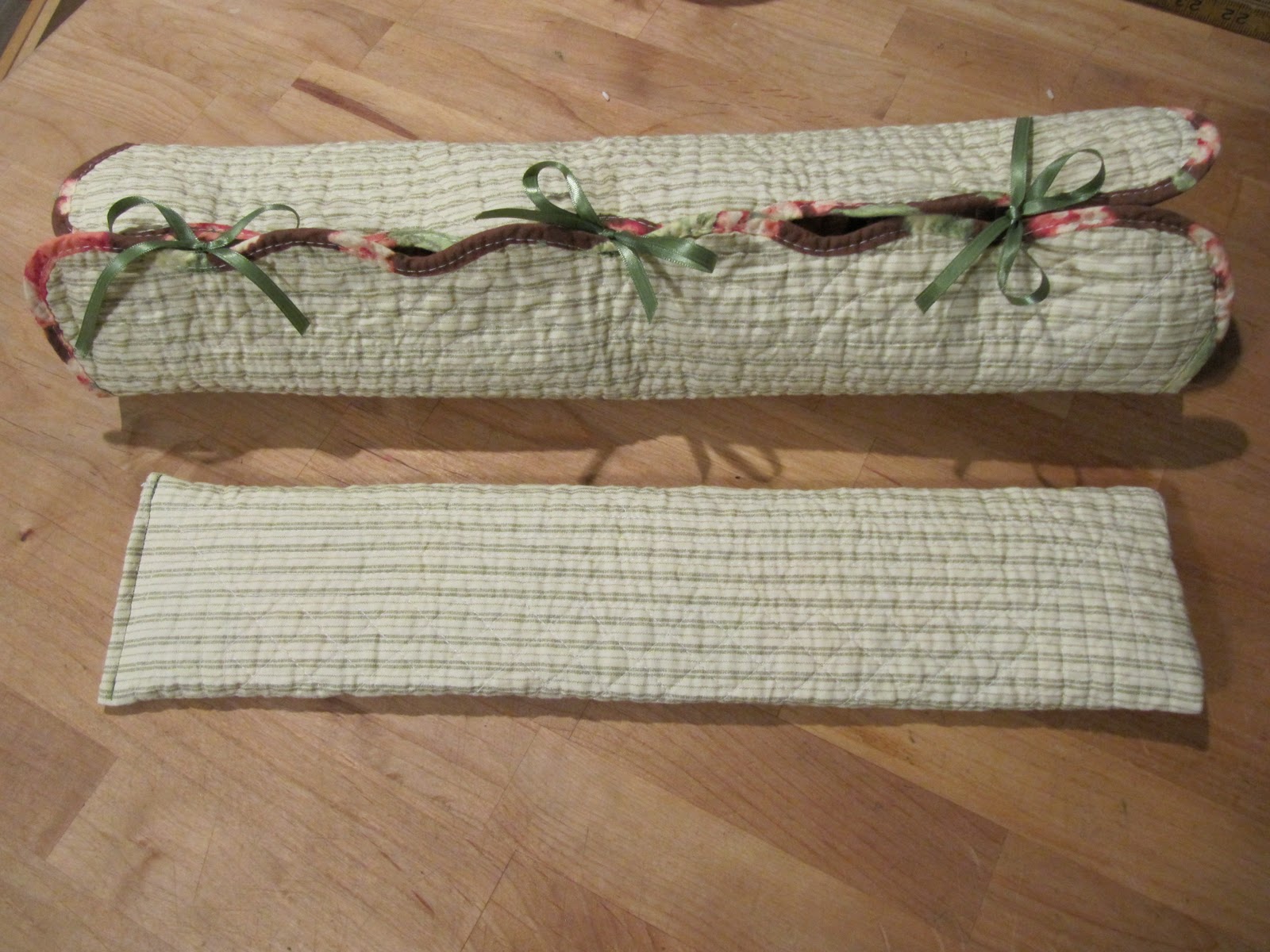 Sew Many Ways...: Make A Gift On The 25th Club...Bread Wrap With Warmer