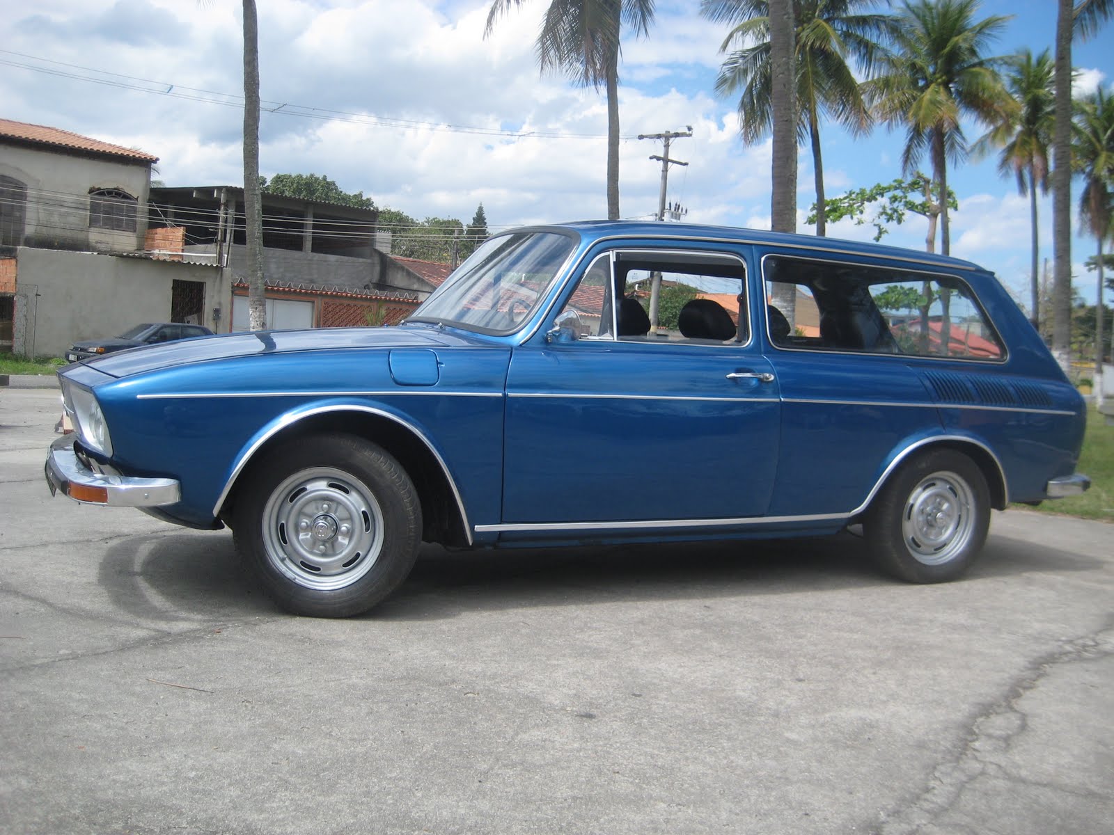 Variantes & Fuscas: Variant 1971 Lateral