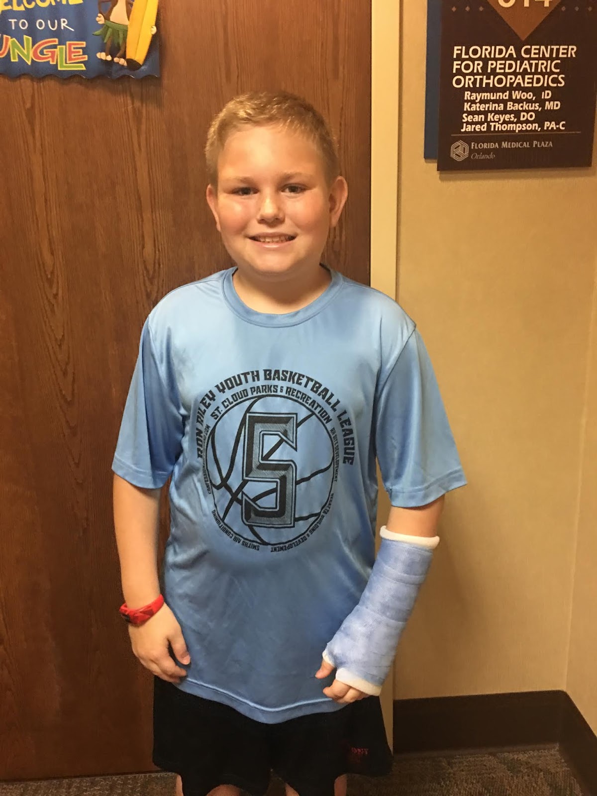 The Munns Family: Our First Broken Bone!