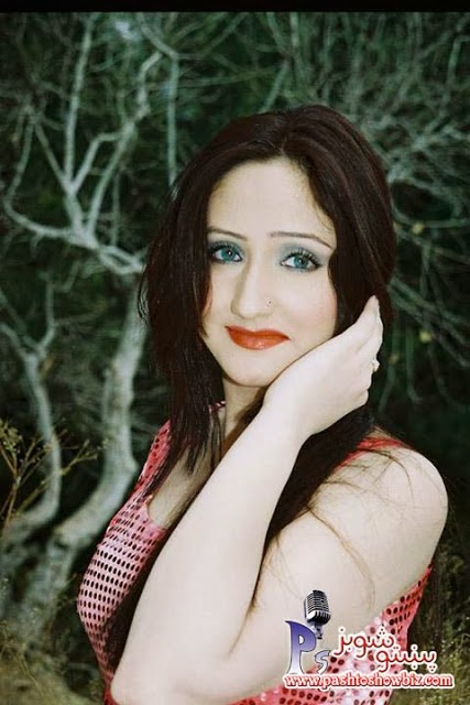 All Pashto Showbiz: Pashto Actress Sumbal New images