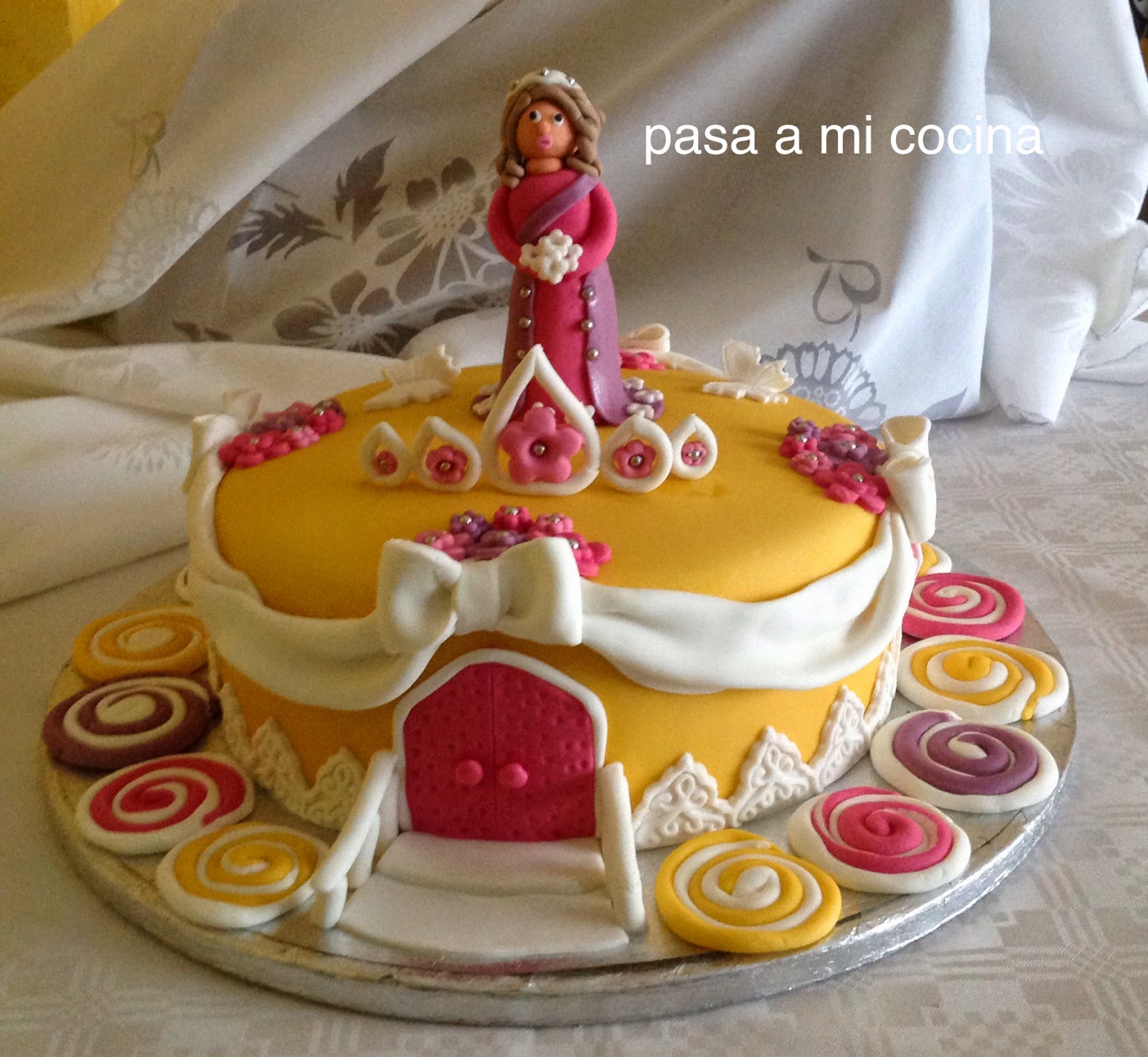 Pasa a mi cocina: Tarta fondant princesa